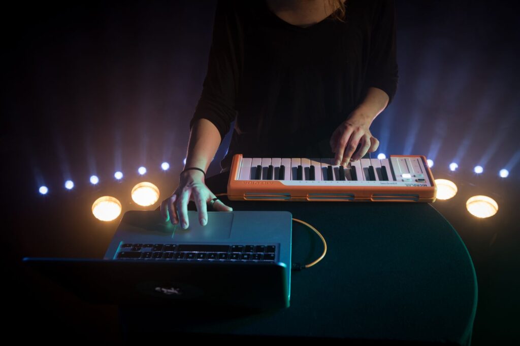 Controlador Arturia MicroLab - La Tienda de Audio